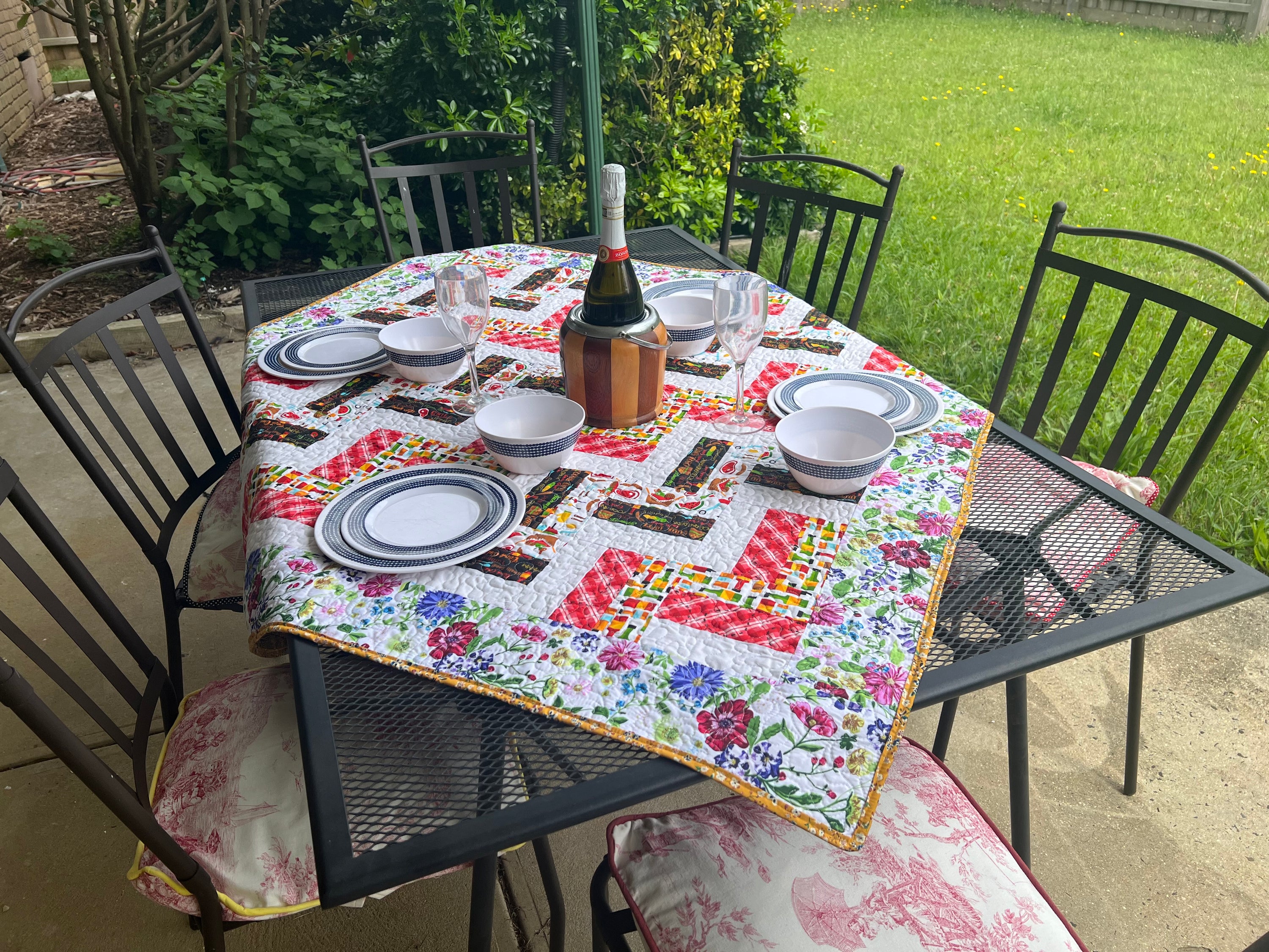 Crafty quilting Designs -Handmade Quilt Store – Crafty Quilting Designs